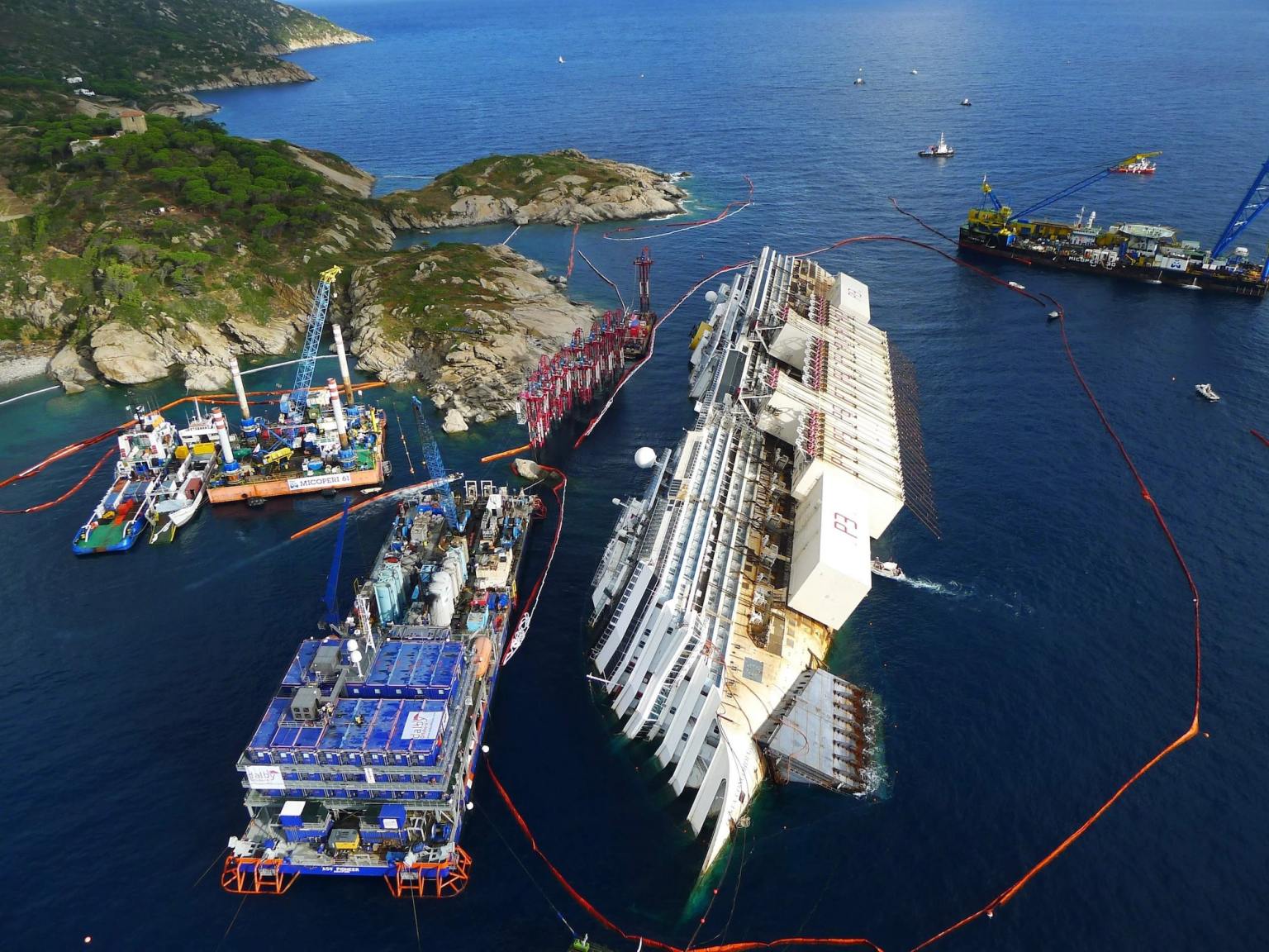 Crowley Shipping | Offshore Services and Project Management