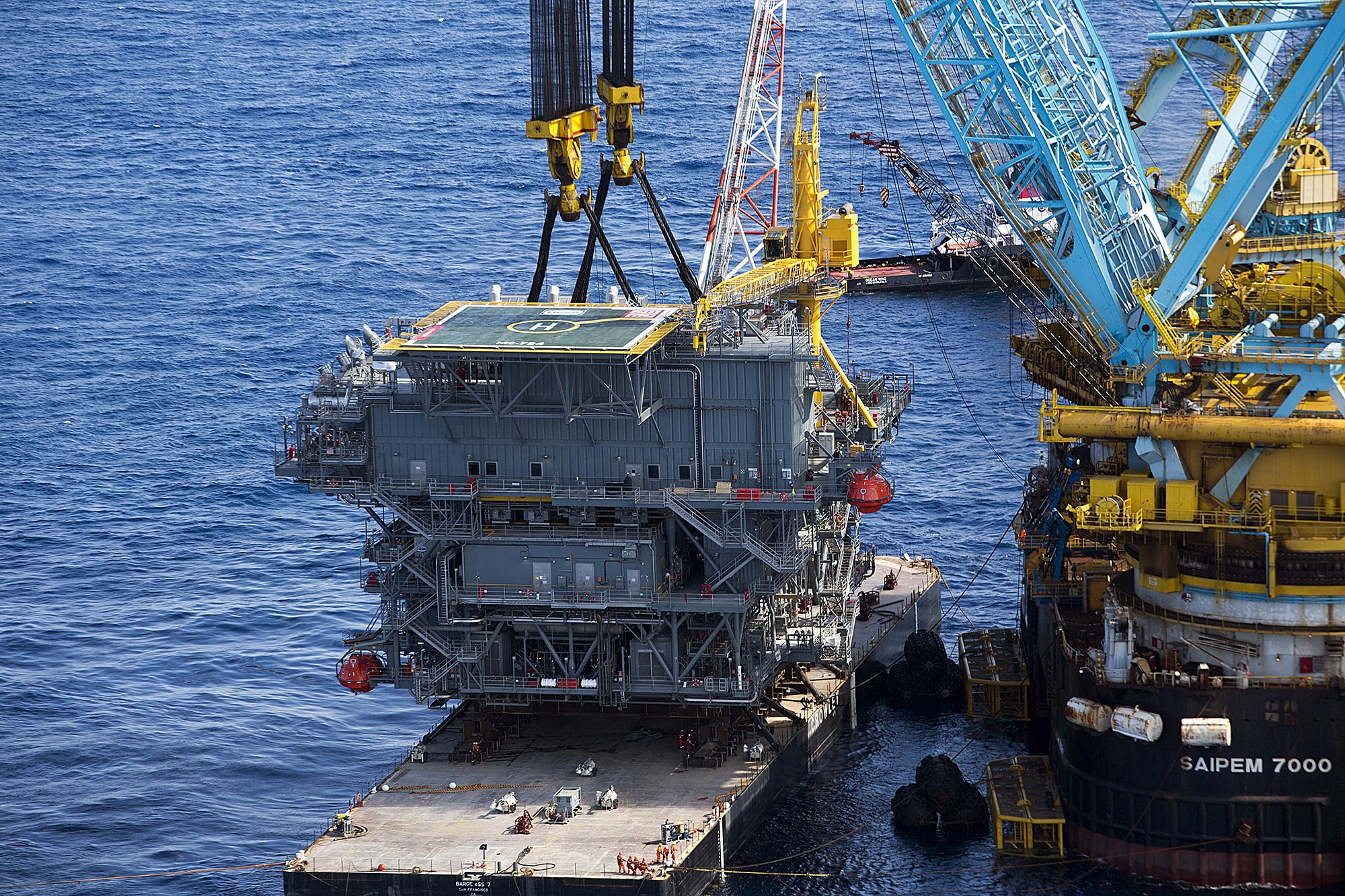 Crowley Shipping | Offshore Oil and Gas Projects/Services
