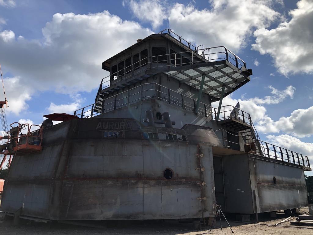 Crowley braves dock-eating seas and late-season storms to fuel Arctic ...