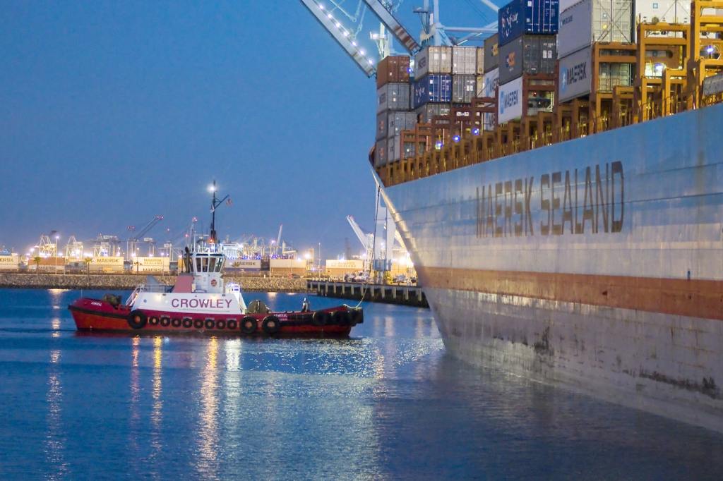 Freight Forwarders: A Comprehensive Guide, Updated For 2025 | Crowley