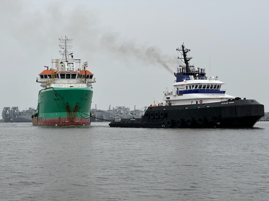 Crowley Shipping | Offshore Services and Project Management