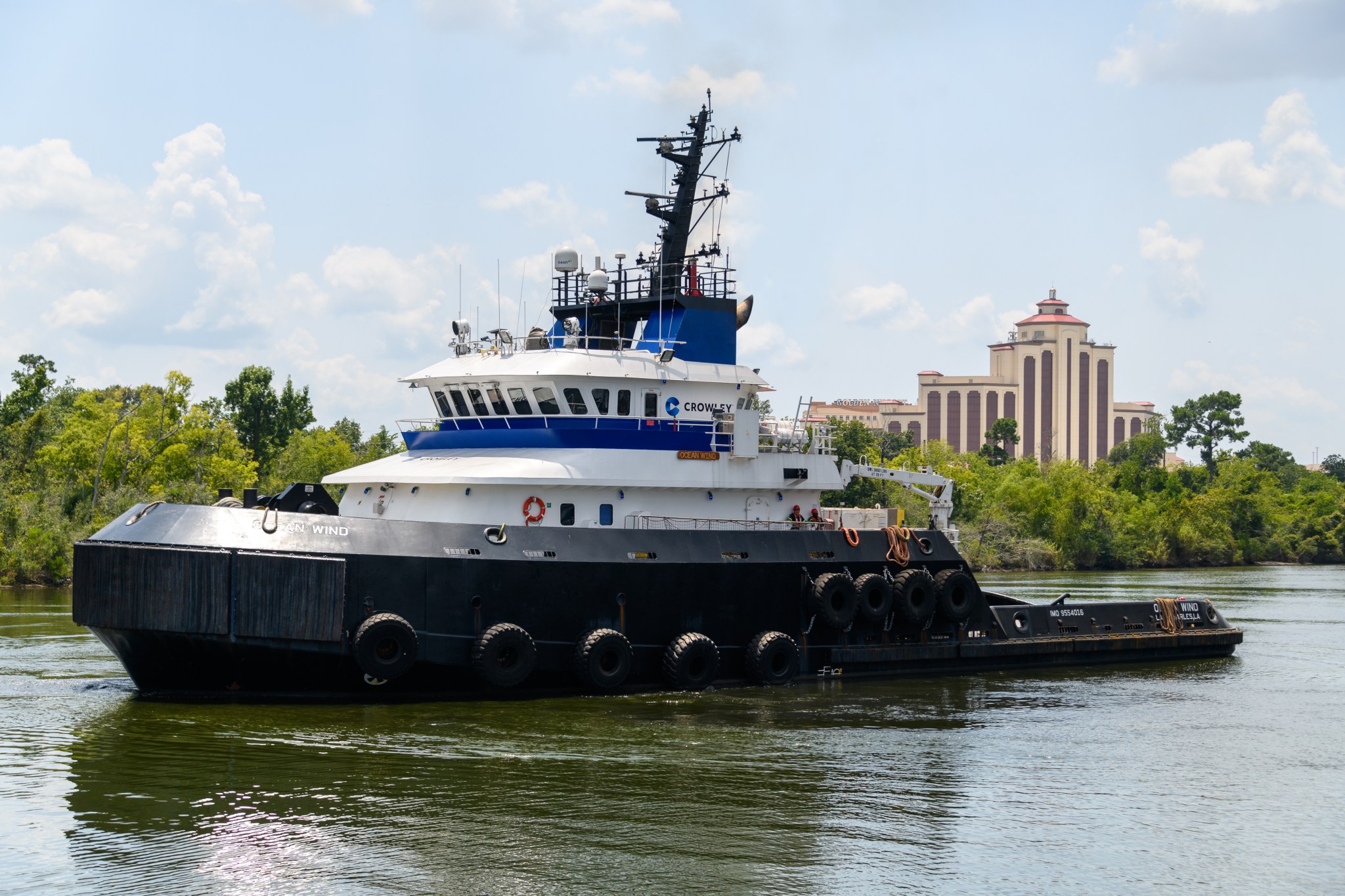 Crowley Shipping | Offshore Services - Tugs and Barges
