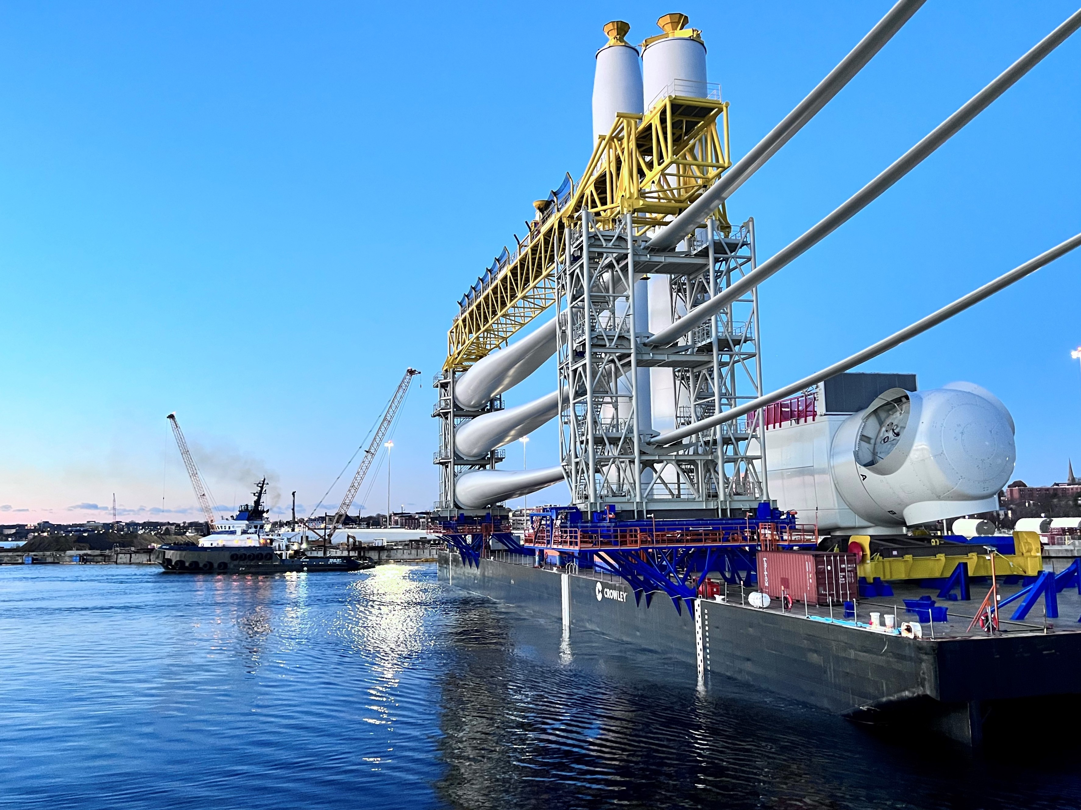 Crowley Shipping | Offshore Services - Tugs and Barges